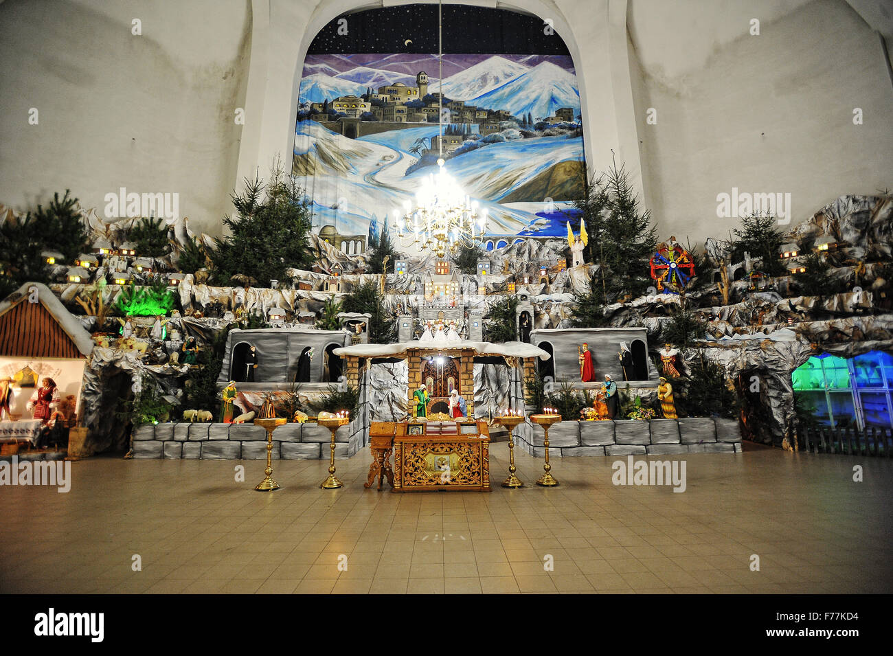 Nativity sets hi-res stock photography and images - Alamy