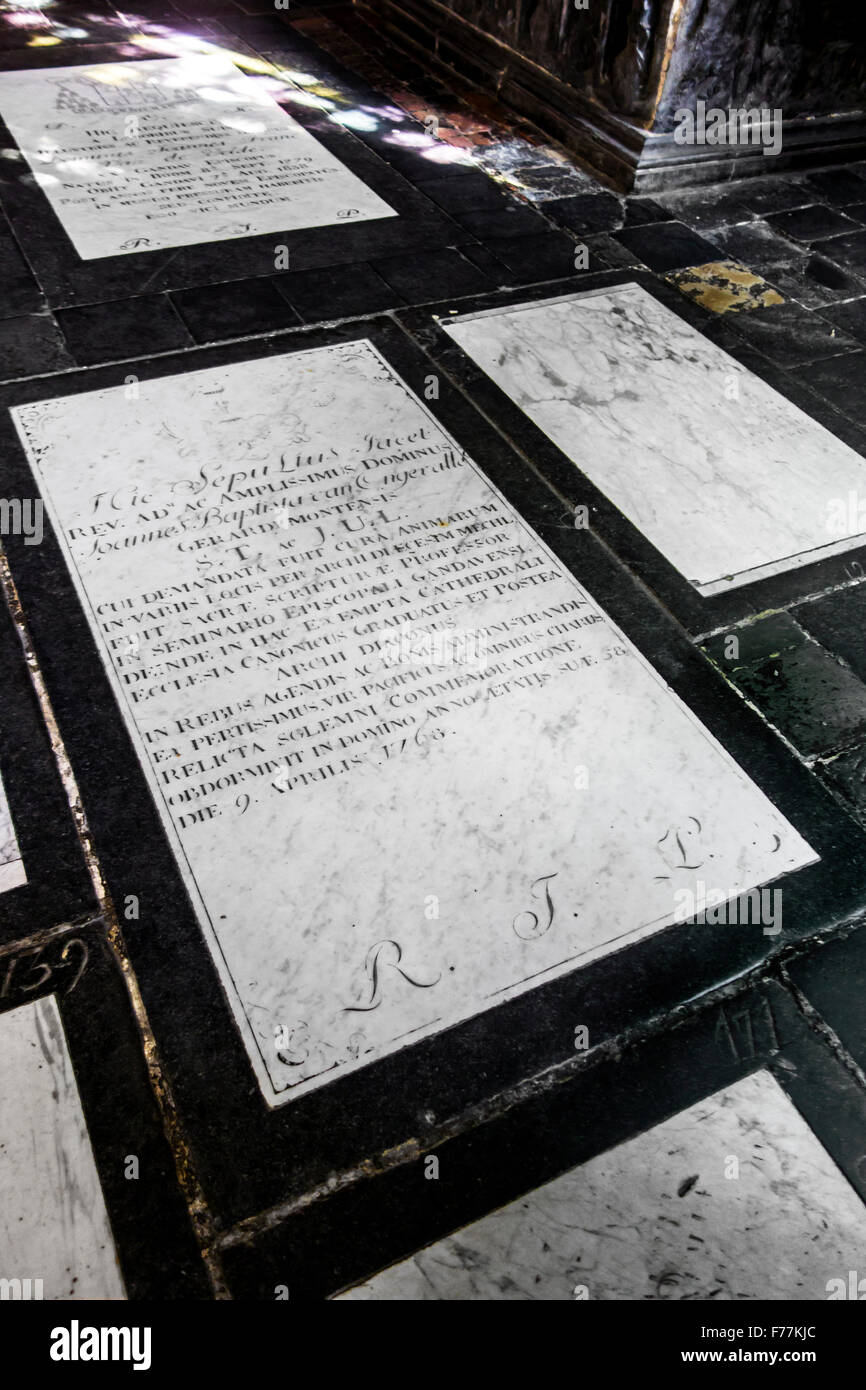 18th century epitaph in Latin on white marble gravestone / incised slab ...