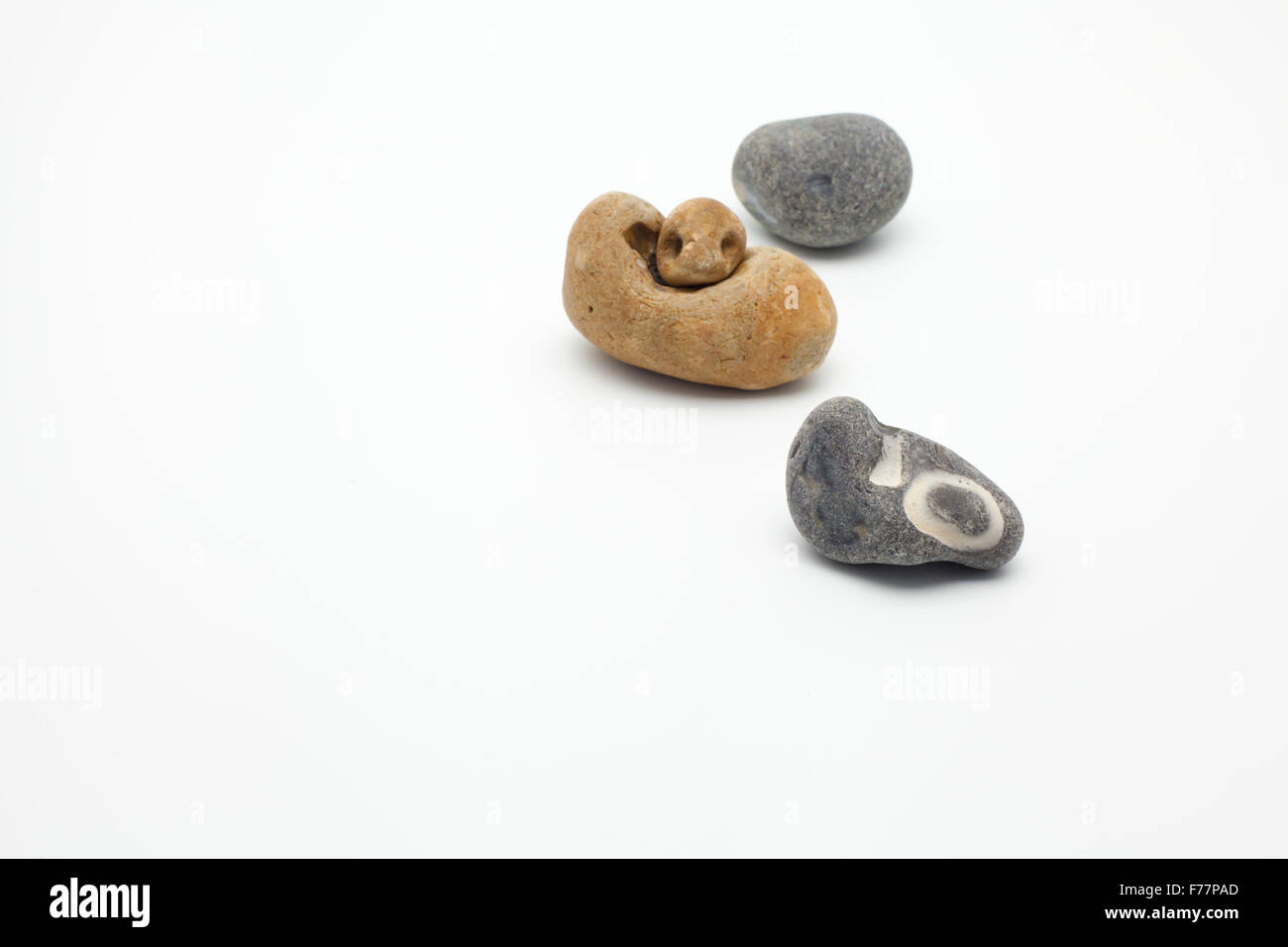 Tiny red and black pebbles hi-res stock photography and images - Alamy