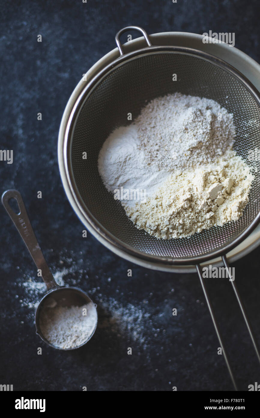 Flour flours hi-res stock photography and images - Alamy