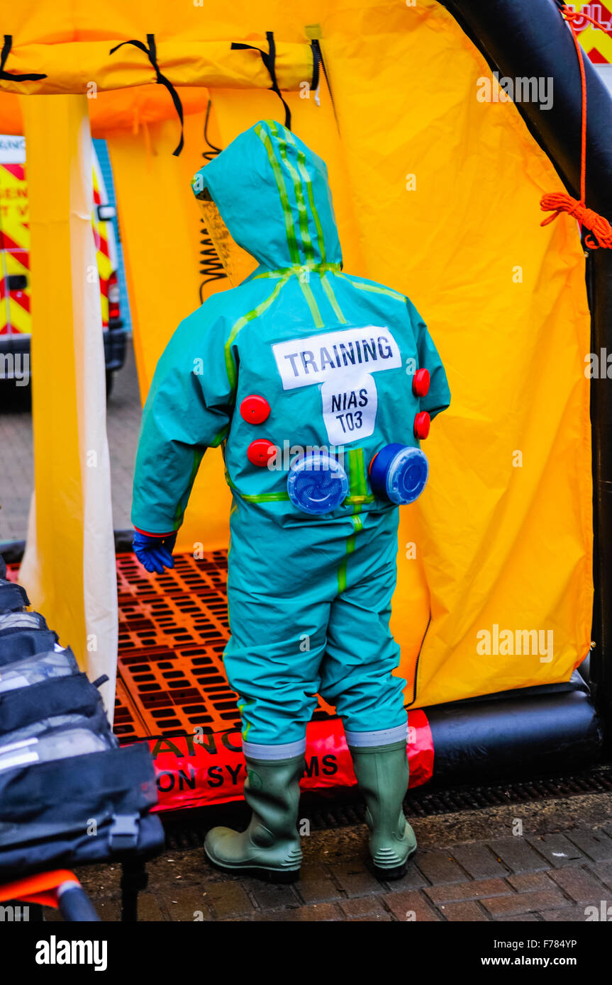 Northern Ireland. 26th November, 2015. A paramedic from the Northern ...