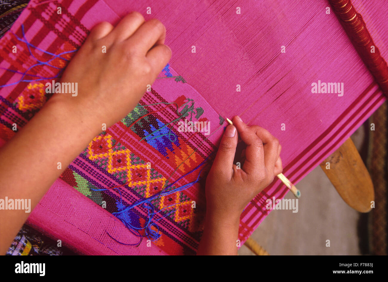 Guatemala crafts hands hi-res stock photography and images - Alamy