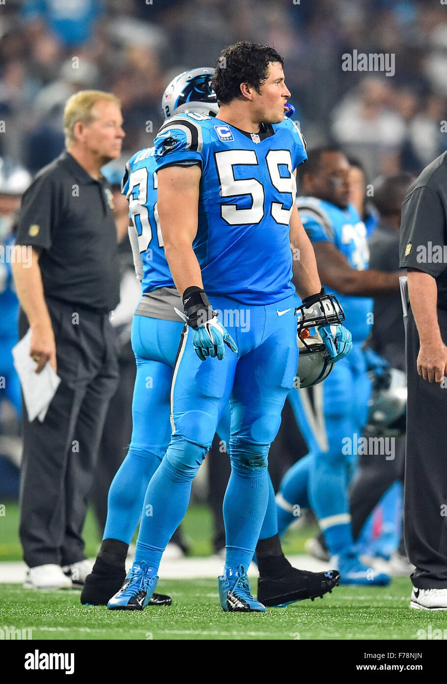 Luke kuechly hi-res stock photography and images - Alamy