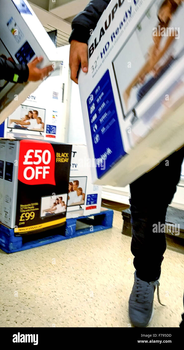 Inside tescos hi-res stock photography and images - Alamy