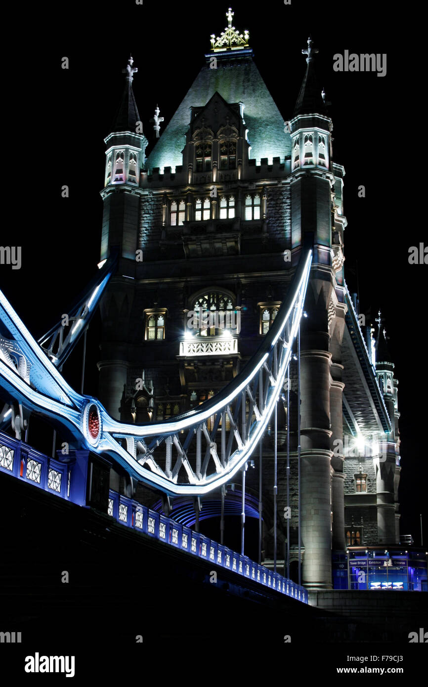 Tower Bridge, London, lit up at night Stock Photo - Alamy