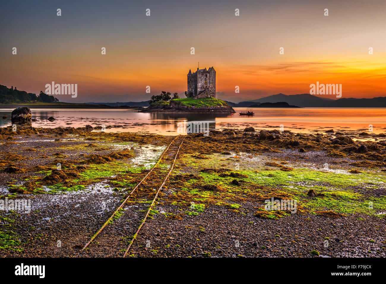 Castle Stalker Scotland High Resolution Stock Photography and Images ...