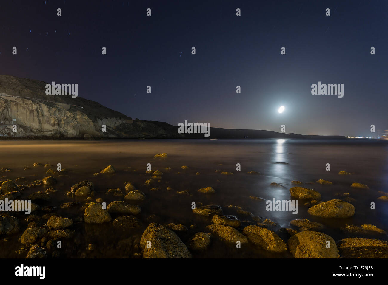 Moon rocks hi-res stock photography and images - Alamy