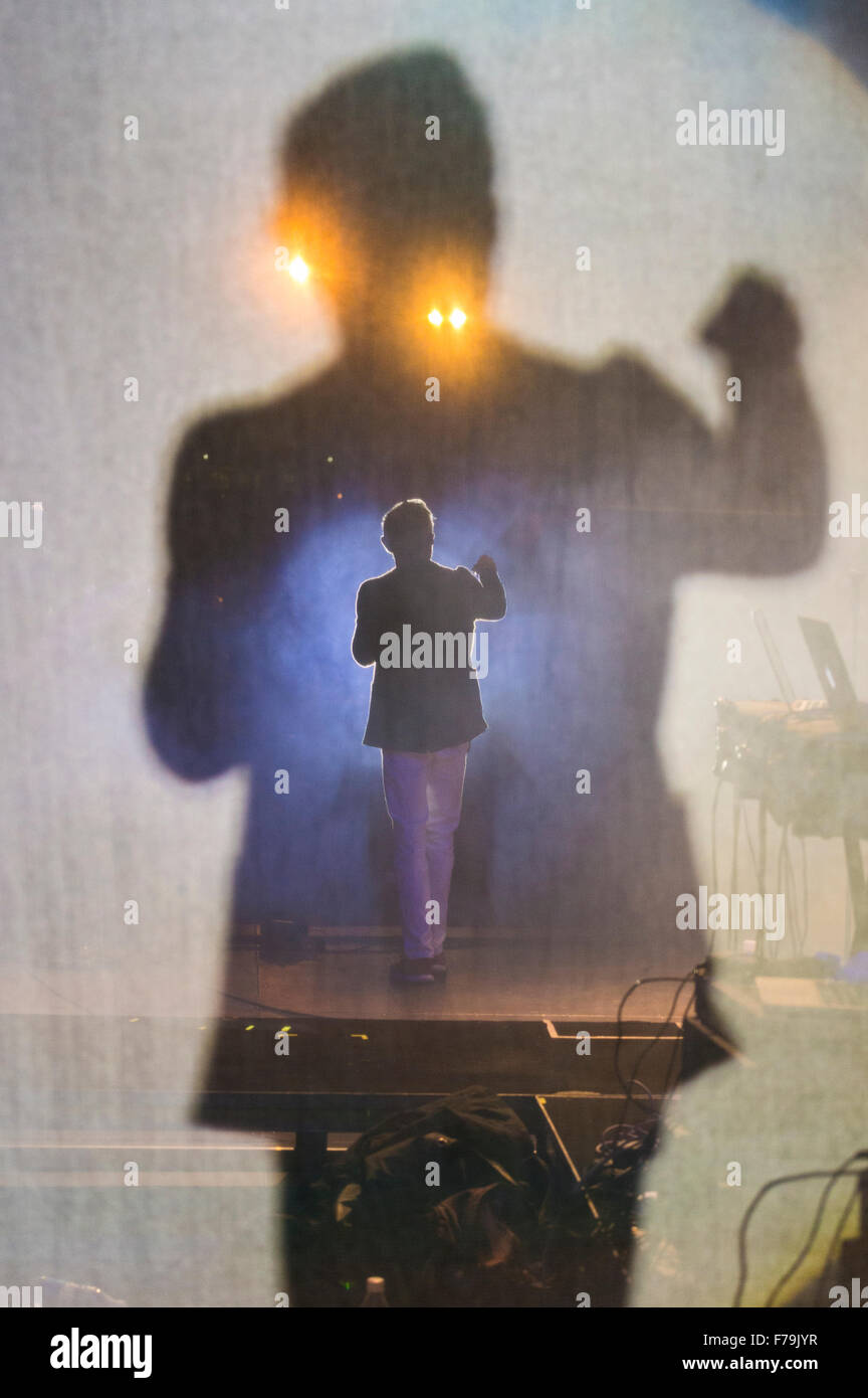 Music parties hi-res stock photography and images - Alamy