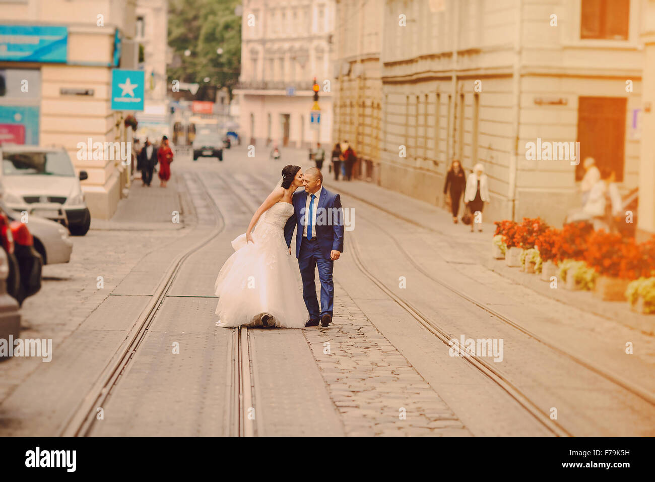 Wedding couple walking Stock Photo - Alamy