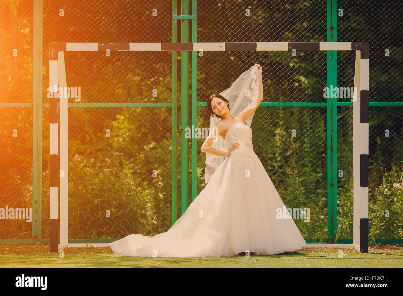 wedding couple HD Stock Photo - Alamy