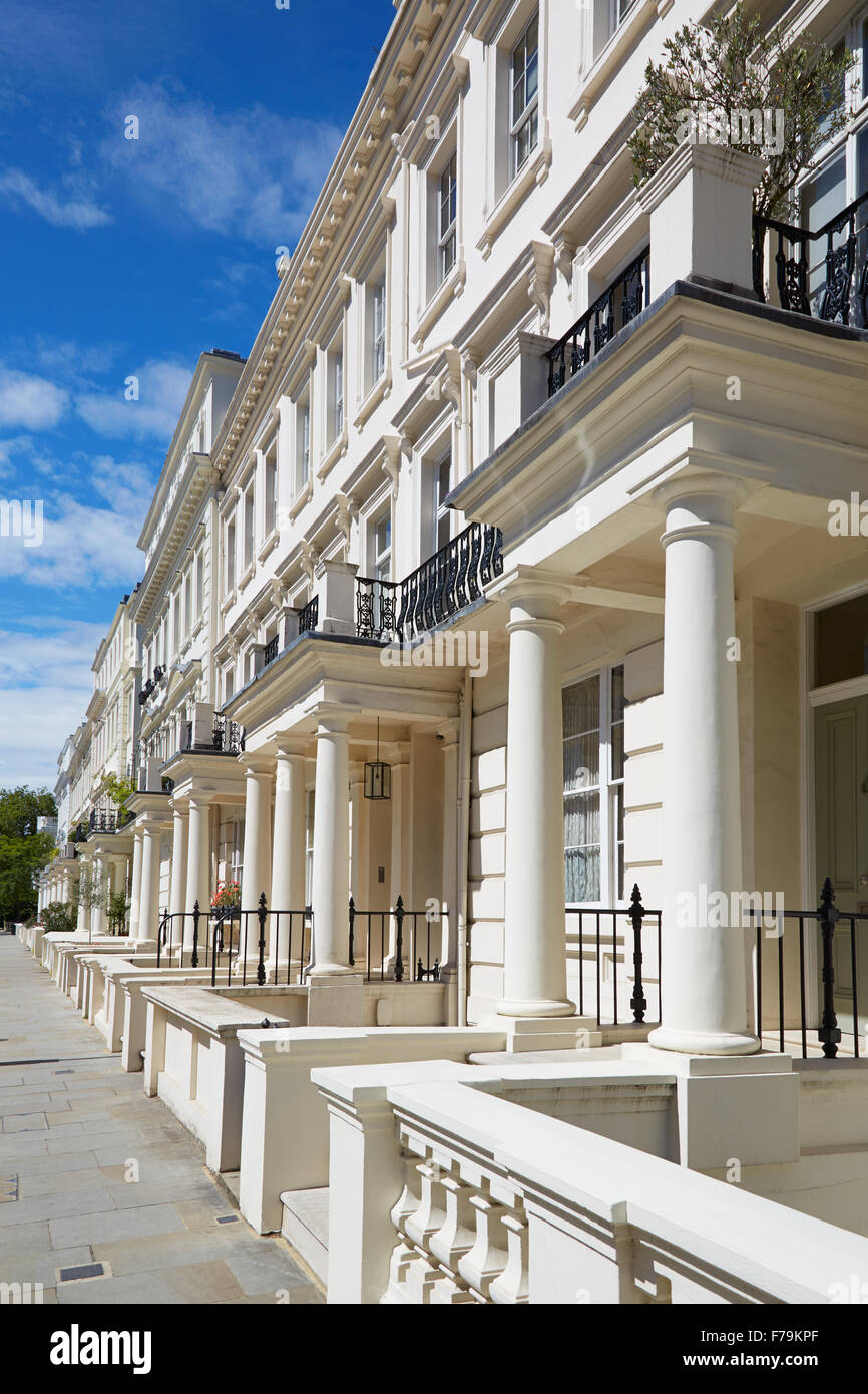 White luxury houses facades in London, perspective view Stock Photo - Alamy