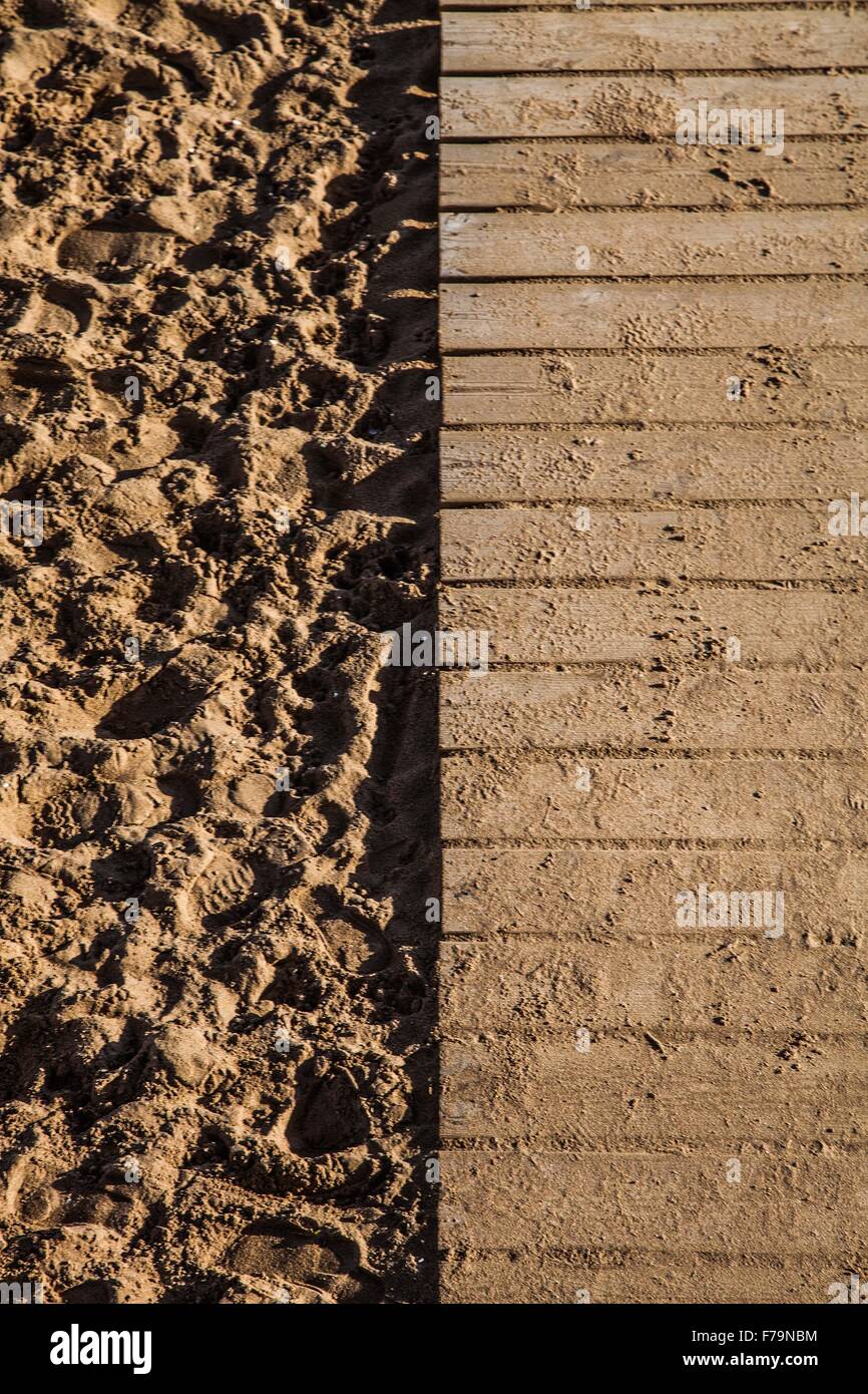 Sand which board hi-res stock photography and images - Alamy