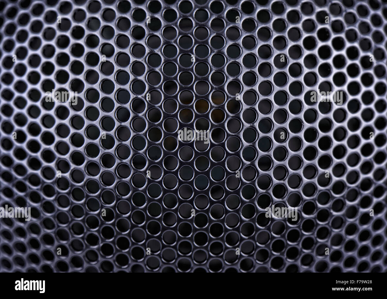 Metal mesh hi-res stock photography and images - Alamy