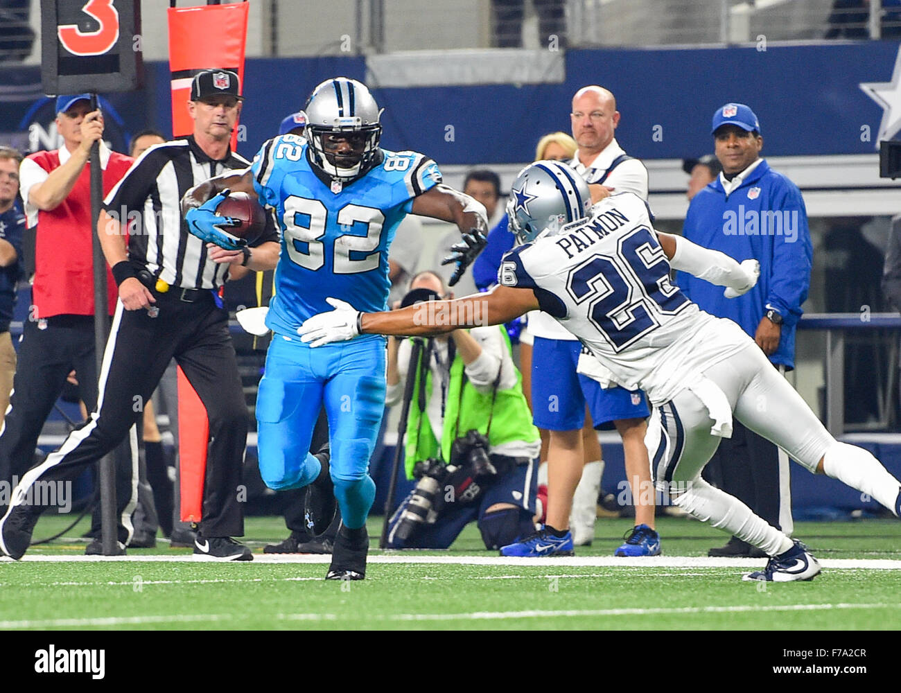 Inside football stadium night hi-res stock photography and images - Alamy