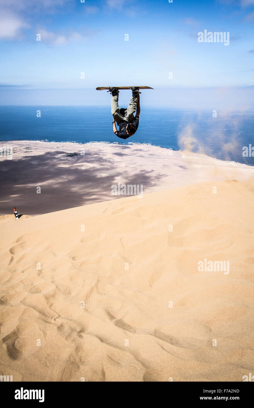 Sandboarding in Alto los Verdes, in Atacama Desert. Iquique, Tarapaca ...