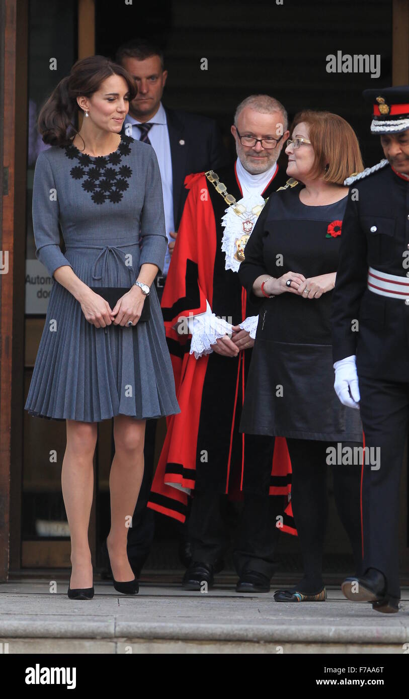 Catherine, Duchess of Cambridge meets with Chance UK’s children and ...