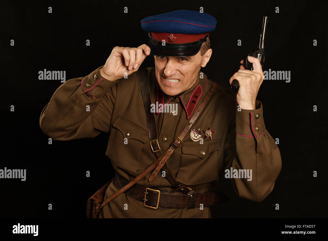 Commander rank hi-res stock photography and images - Alamy