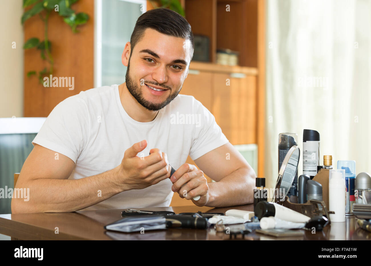 Male clean hands nails hi-res stock photography and images - Alamy