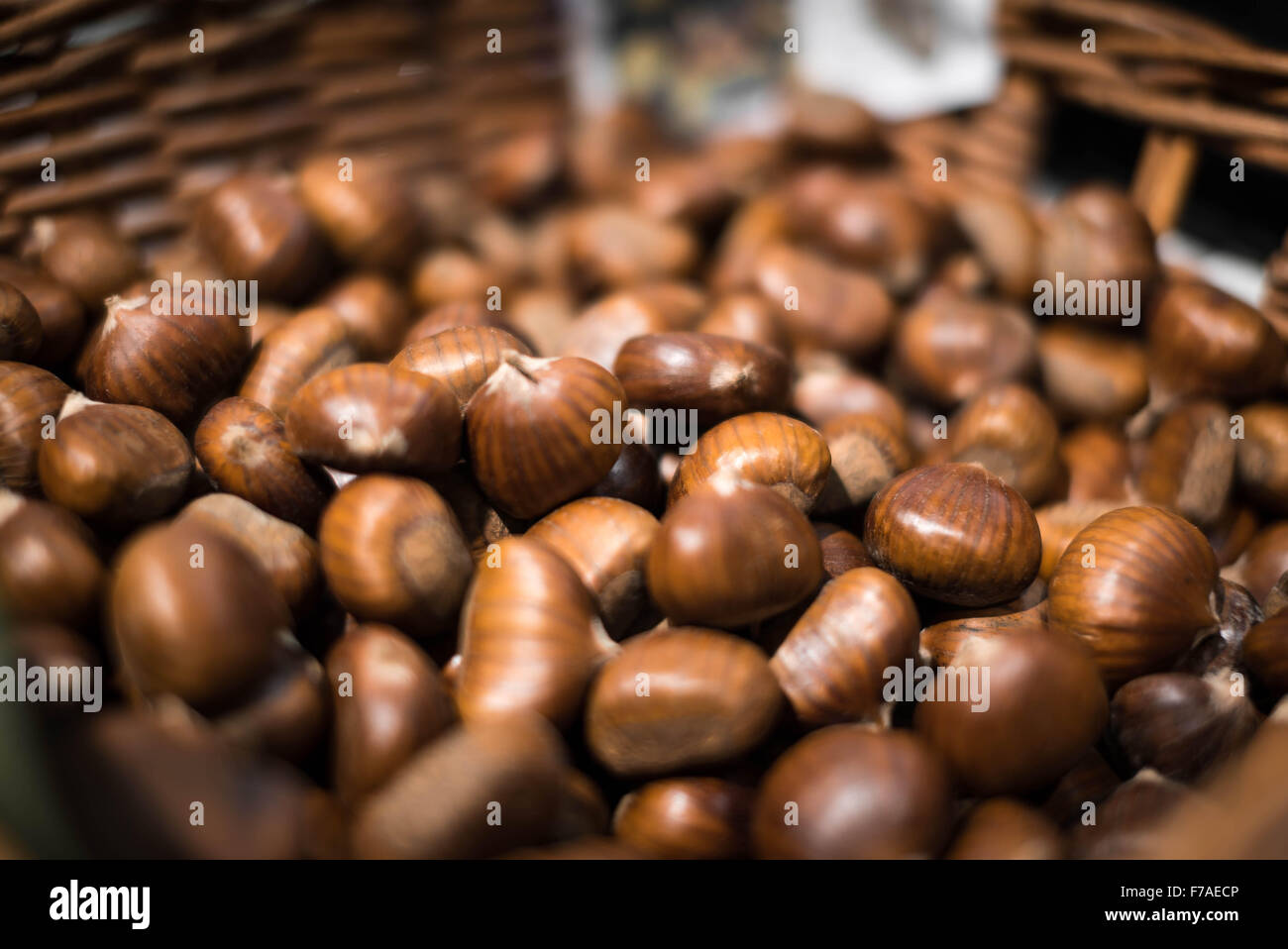 Chestnut market hi-res stock photography and images - Alamy