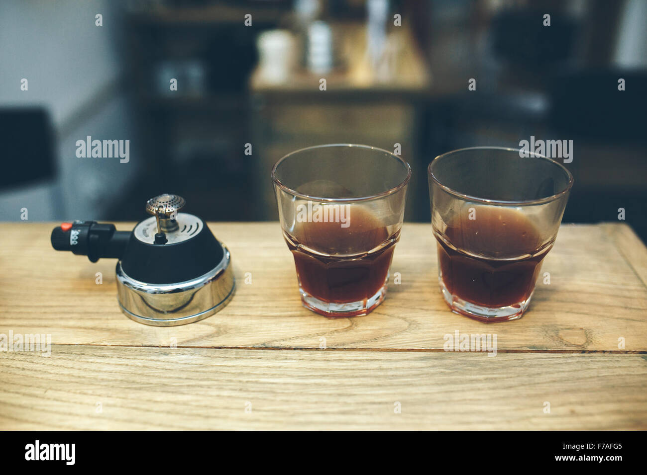 Preparation of vacuum coffee Stock Photo - Alamy
