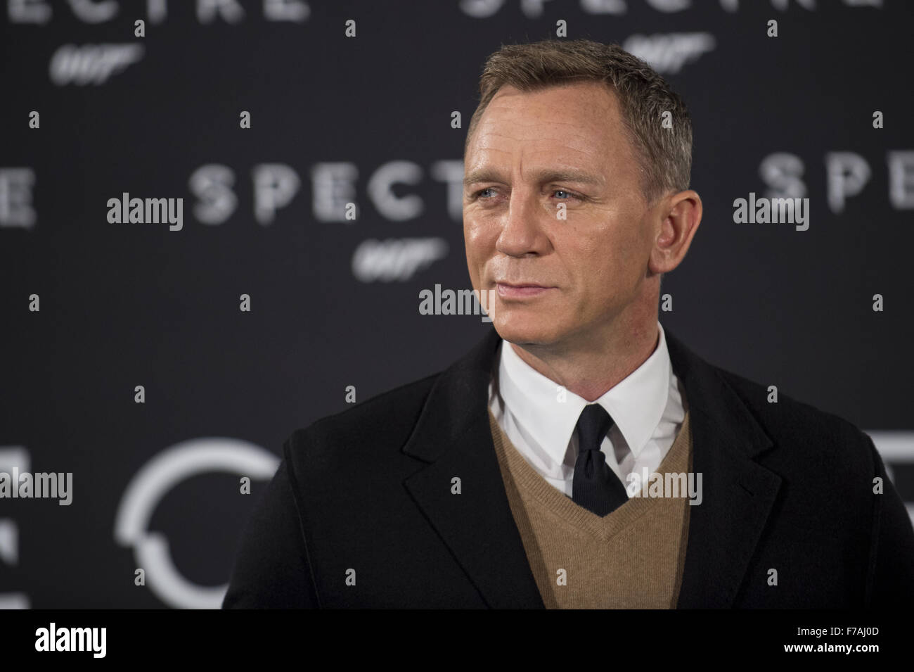 Daniel craig spectre rome hi-res stock photography and images - Alamy