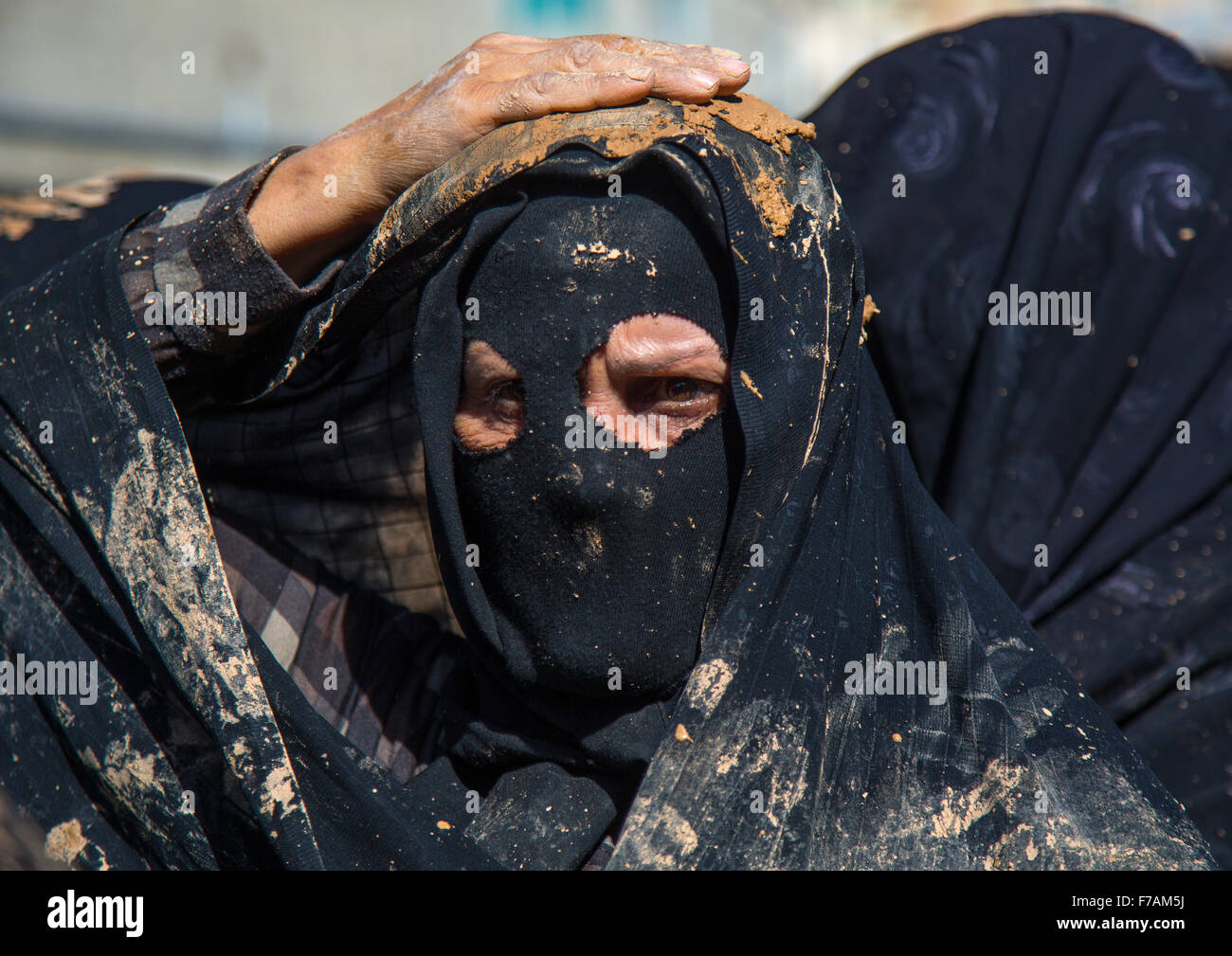 Iranian Shiite Muslim Woman Covered In Mud, Chanting And Self ...