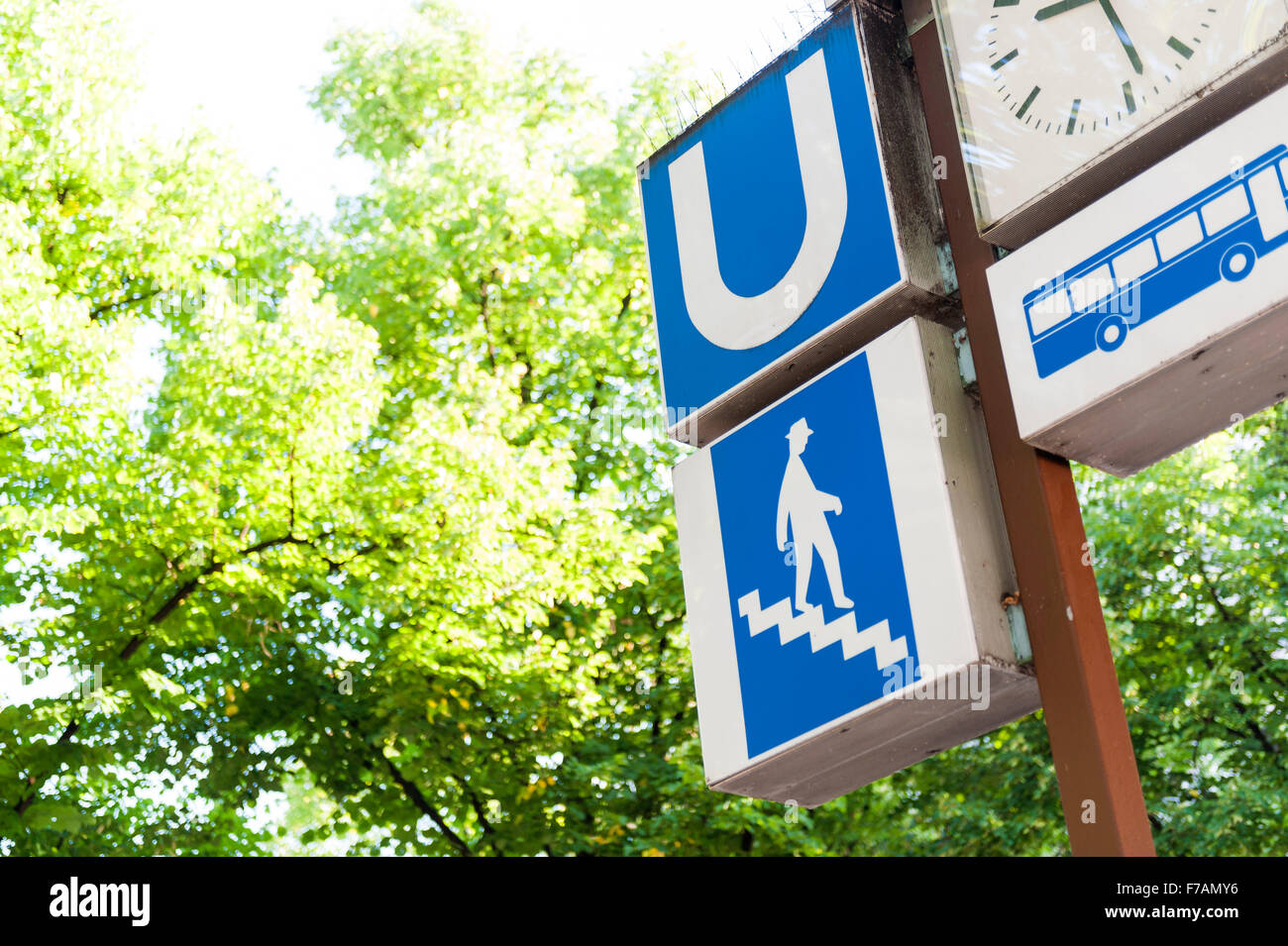 U bahn schild hi-res stock photography and images - Alamy