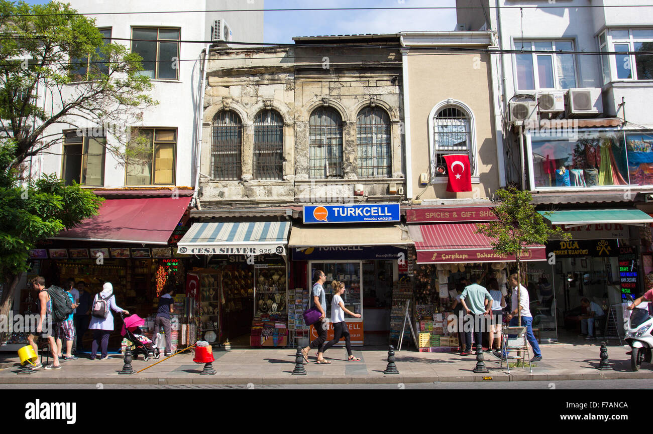 Istanbul street scene Stock Photo - Alamy