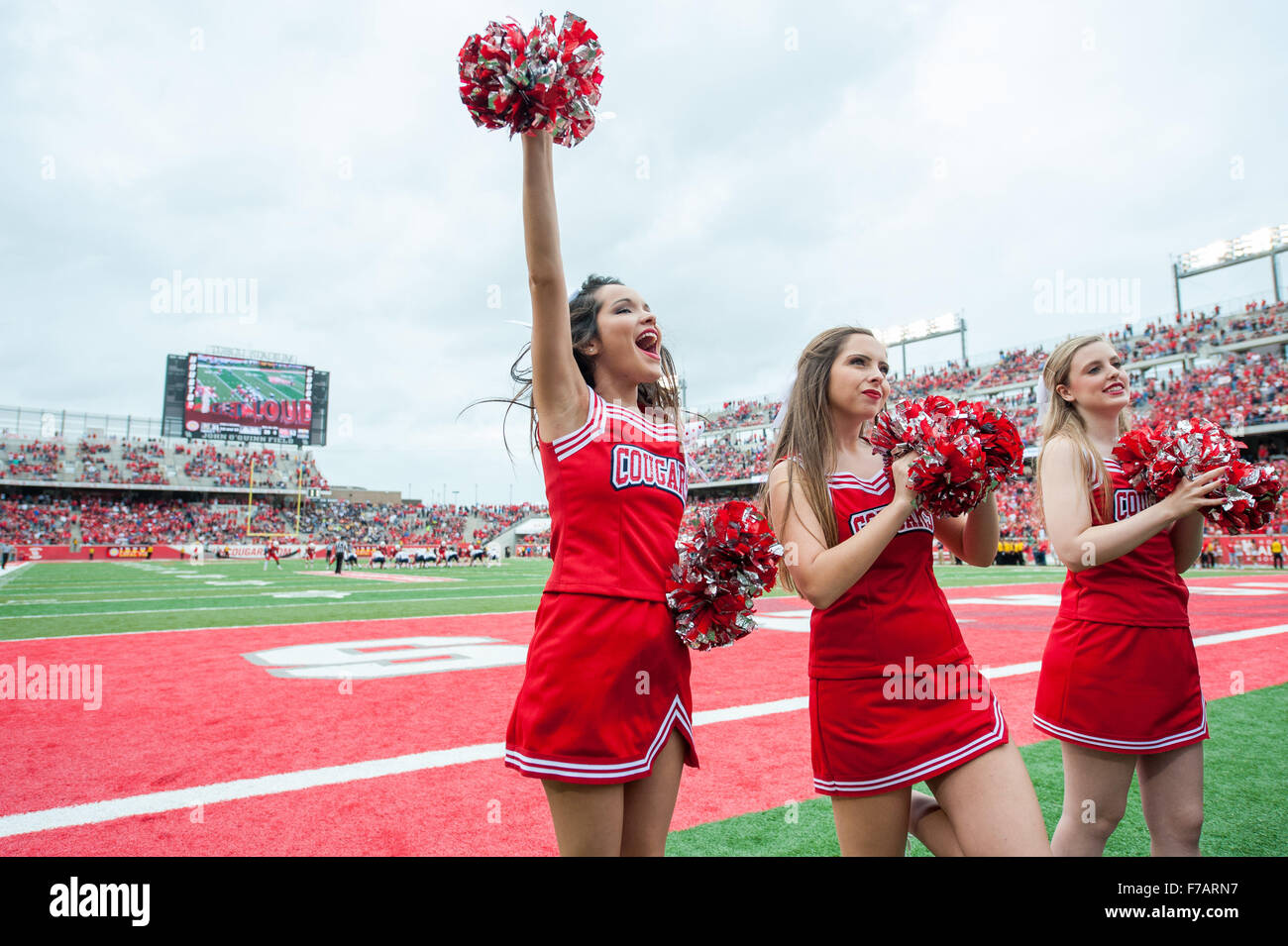 Houston, TX, USA. 27th Nov, 2015. Houston Cougars cheerleaders ...