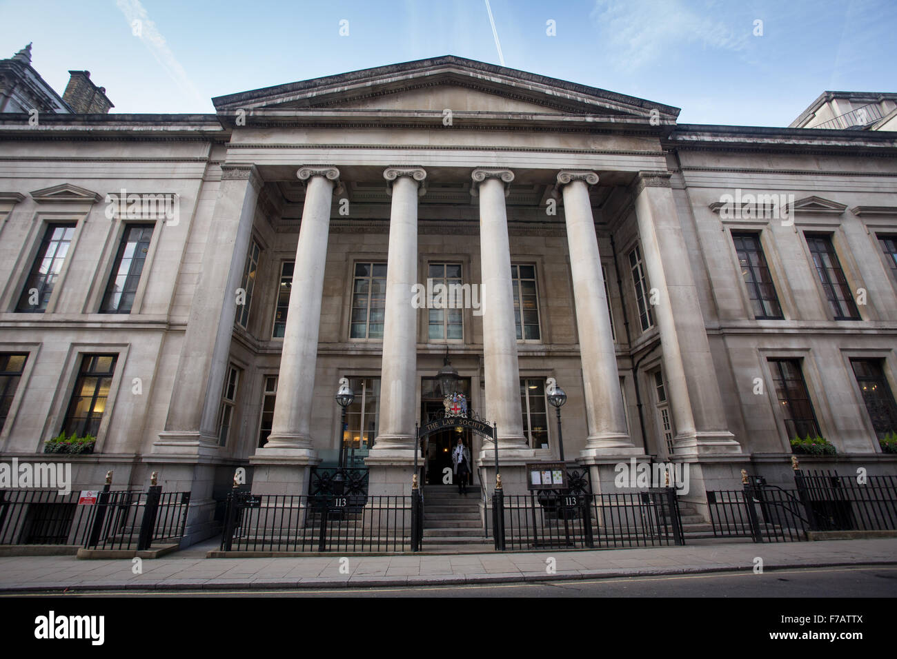 Chancery exterior hi-res stock photography and images - Alamy