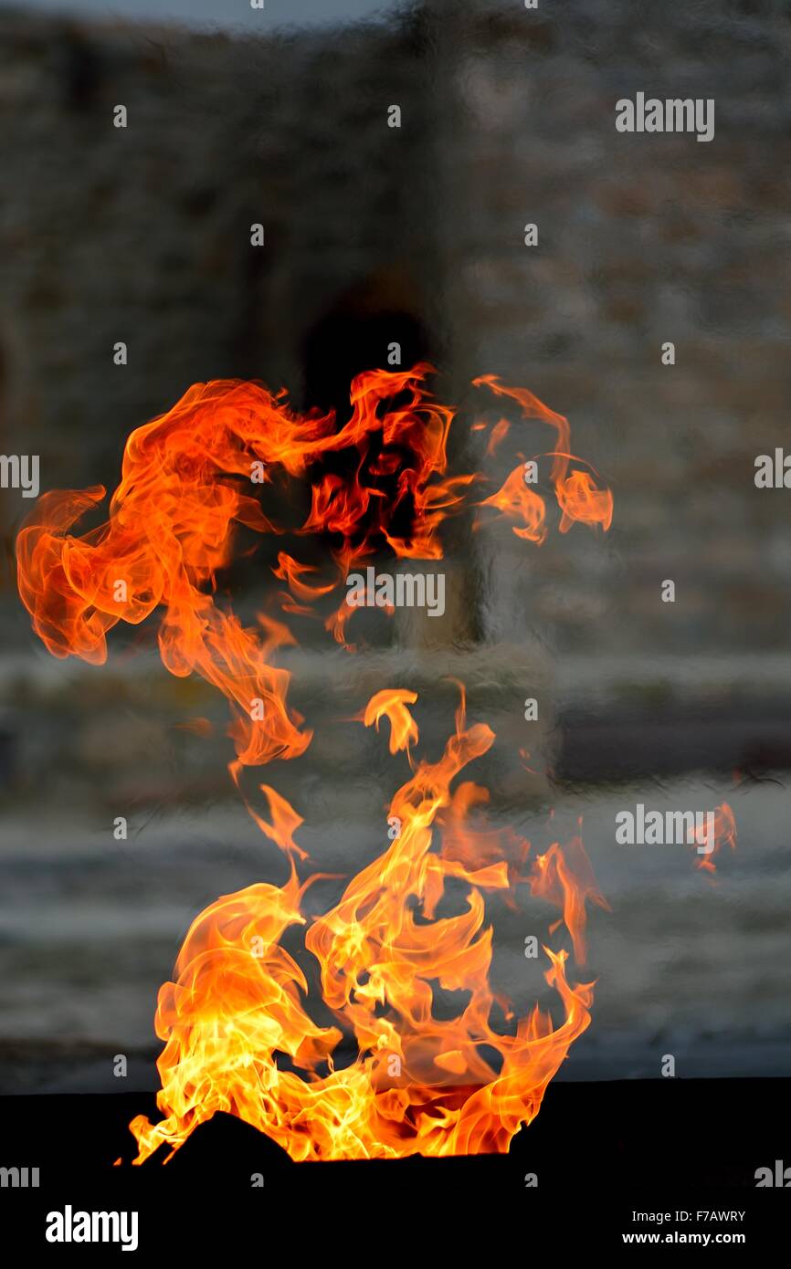 Zoroastrian fire temple hi-res stock photography and images - Alamy