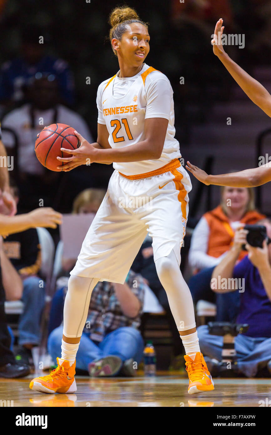 November 27, 2015: Mercedes Russell #21 of the Tennessee Lady ...