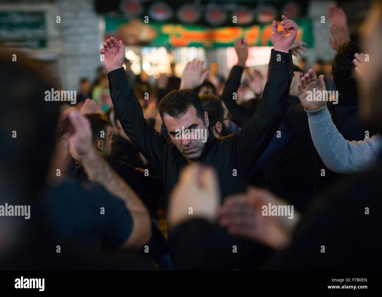 Hussein hussain shia men hi-res stock photography and images - Alamy