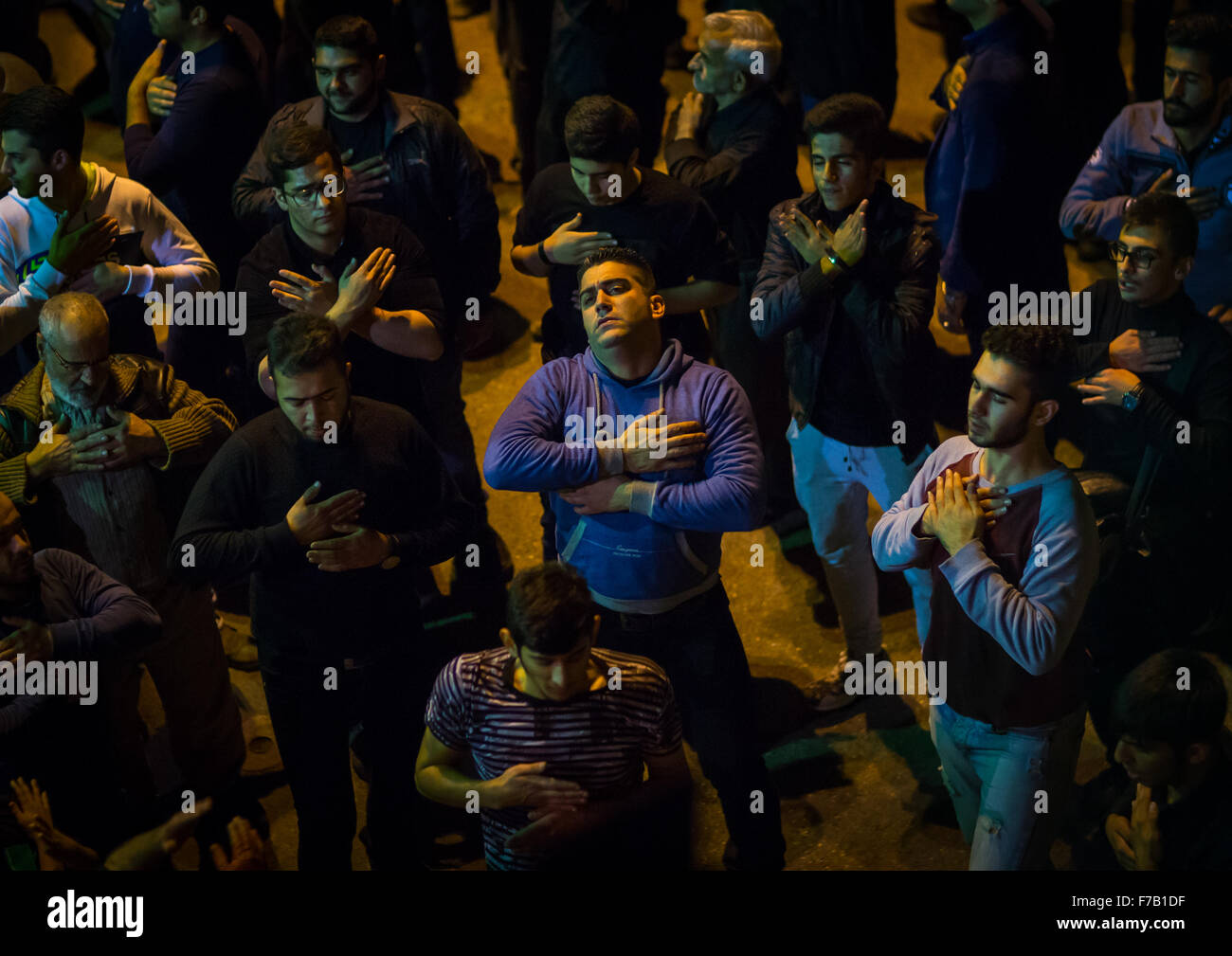 Hussein hussain shia men hi-res stock photography and images - Alamy