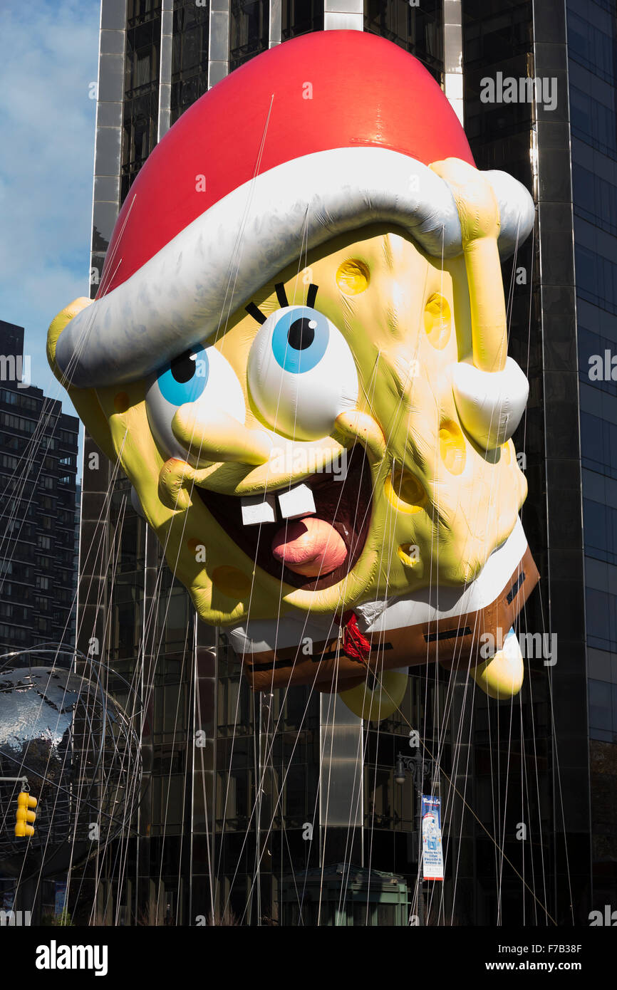 New York, NY USA - November 26, 2015: Giant Spongebob Squarepants ...