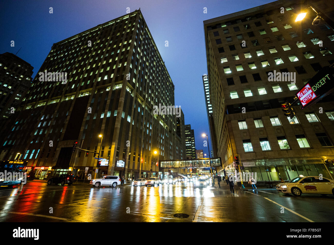 Shot of intersection in downtown Minneapolis Stock Photo - Alamy