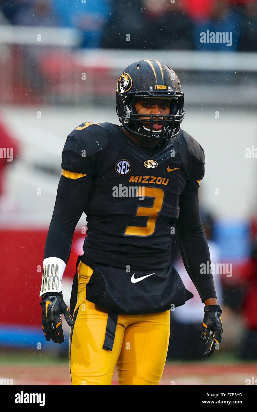 Backfield formation hi-res stock photography and images - Alamy