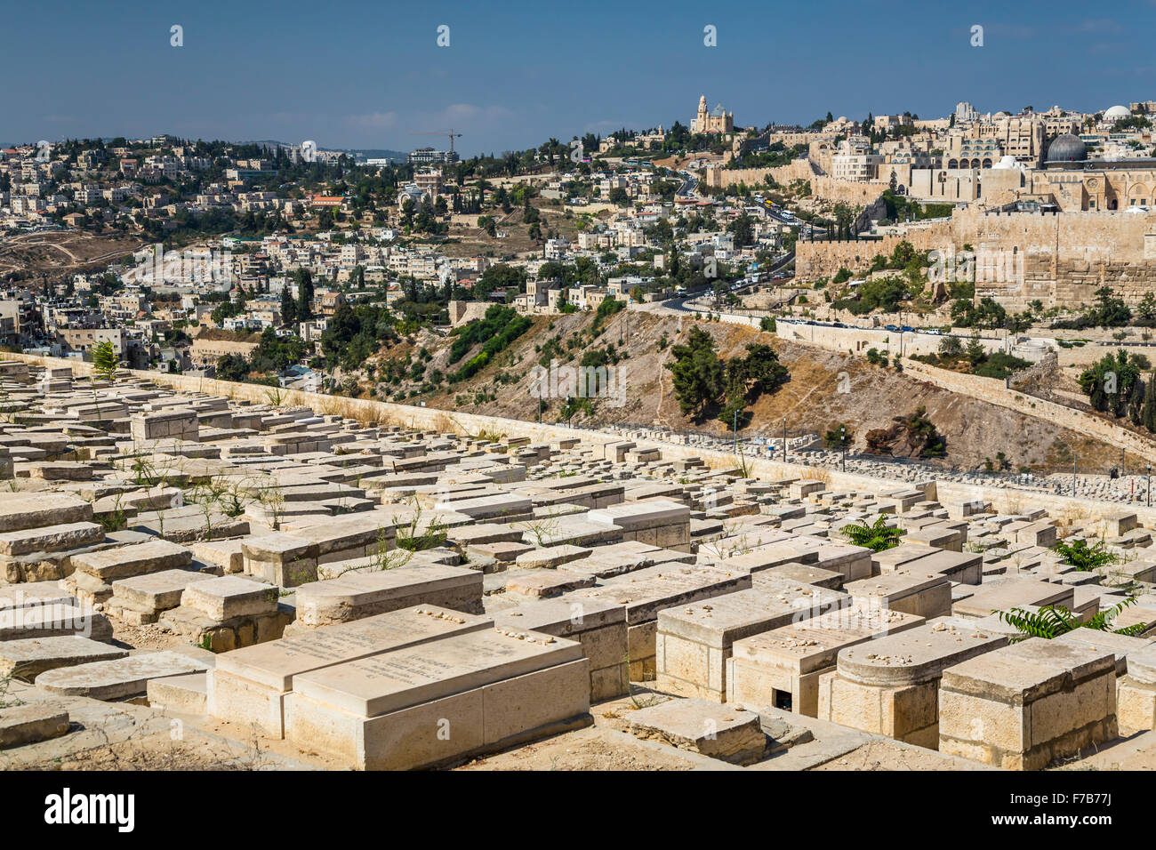 Jewish cemetery gate hi-res stock photography and images - Alamy