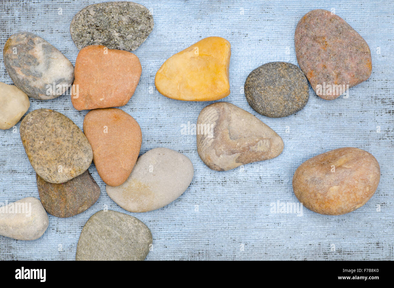 Background pebble stones hi-res stock photography and images - Alamy