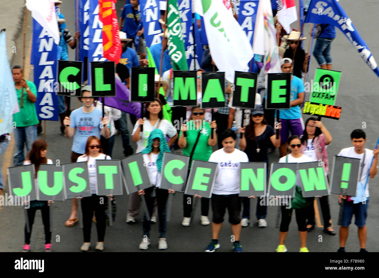 Philippines. 28th Nov, 2015. The Oxfam International and Sanlakas group ...