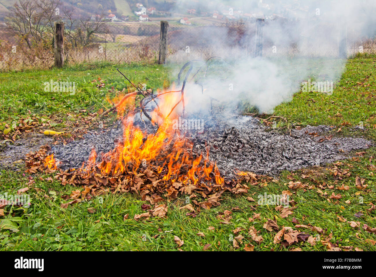 Hay burning hi-res stock photography and images - Alamy
