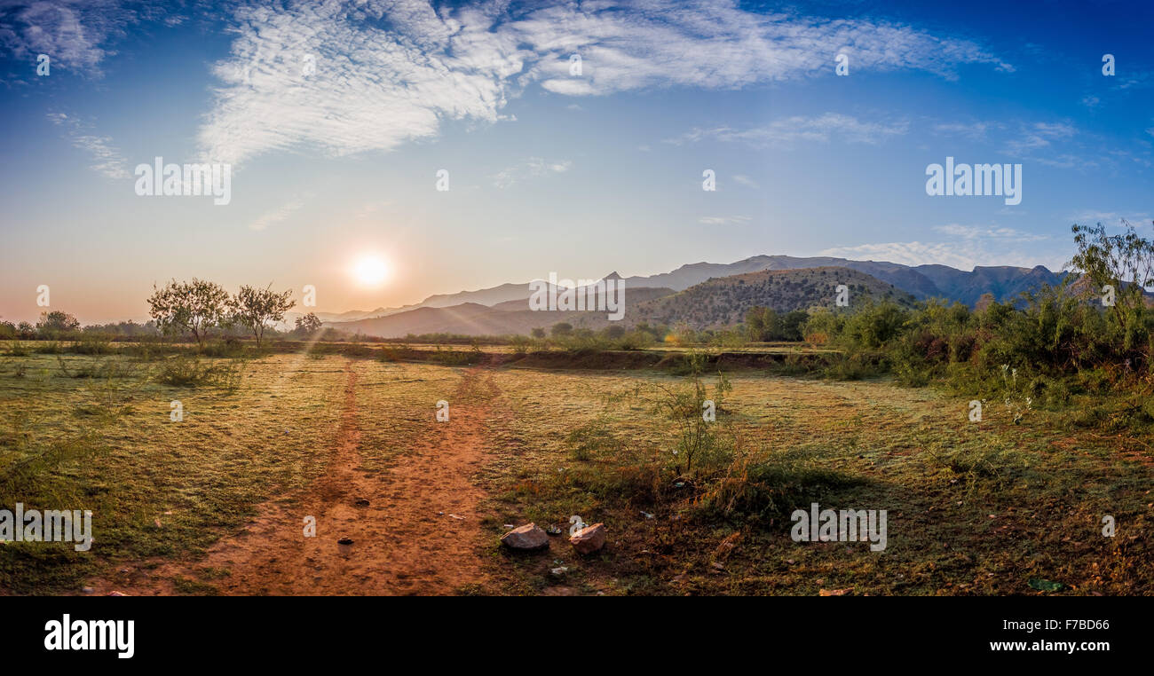 Khyber pass in pakistan hi-res stock photography and images - Alamy