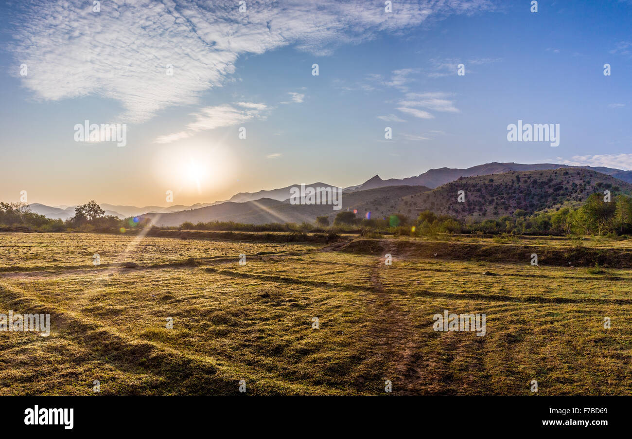 Khyber Pass in Northwest Pakistan Stock Photo - Alamy