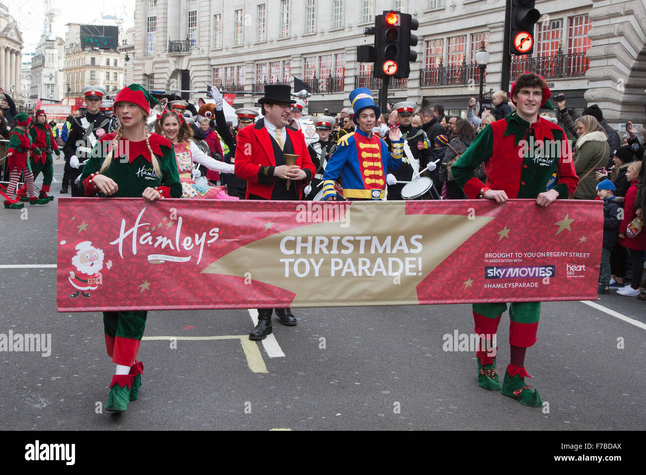 Cartoon characters in parade hi-res stock photography and images - Alamy