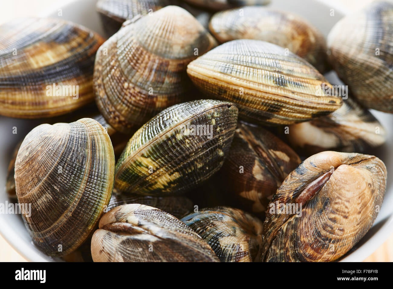 Linguini and clams hi-res stock photography and images - Alamy