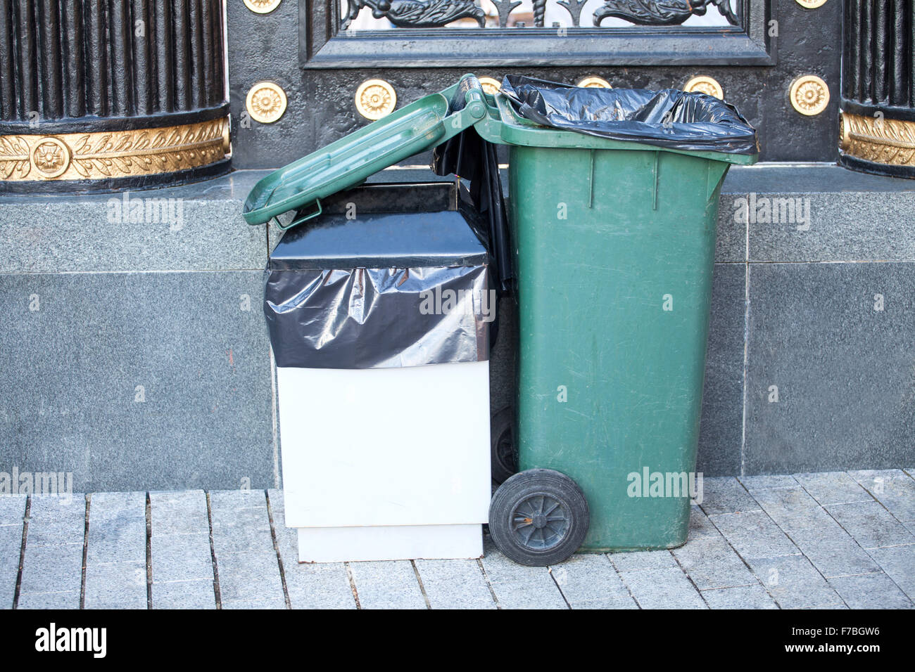 Dumpsters(recycling containers ) on a city street Stock Photo - Alamy