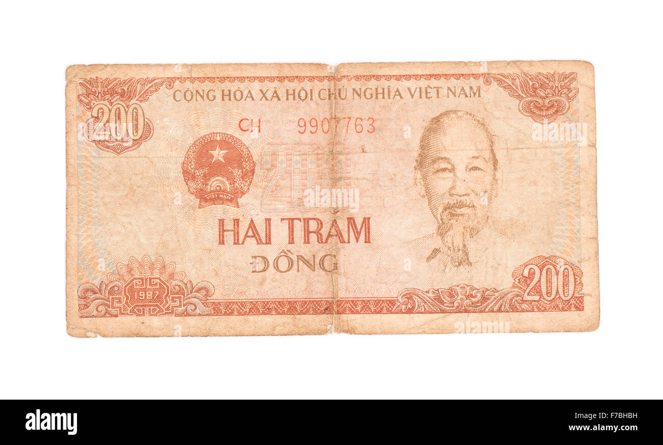 200 Dong bills of Vietnam isolated on white Stock Photo - Alamy