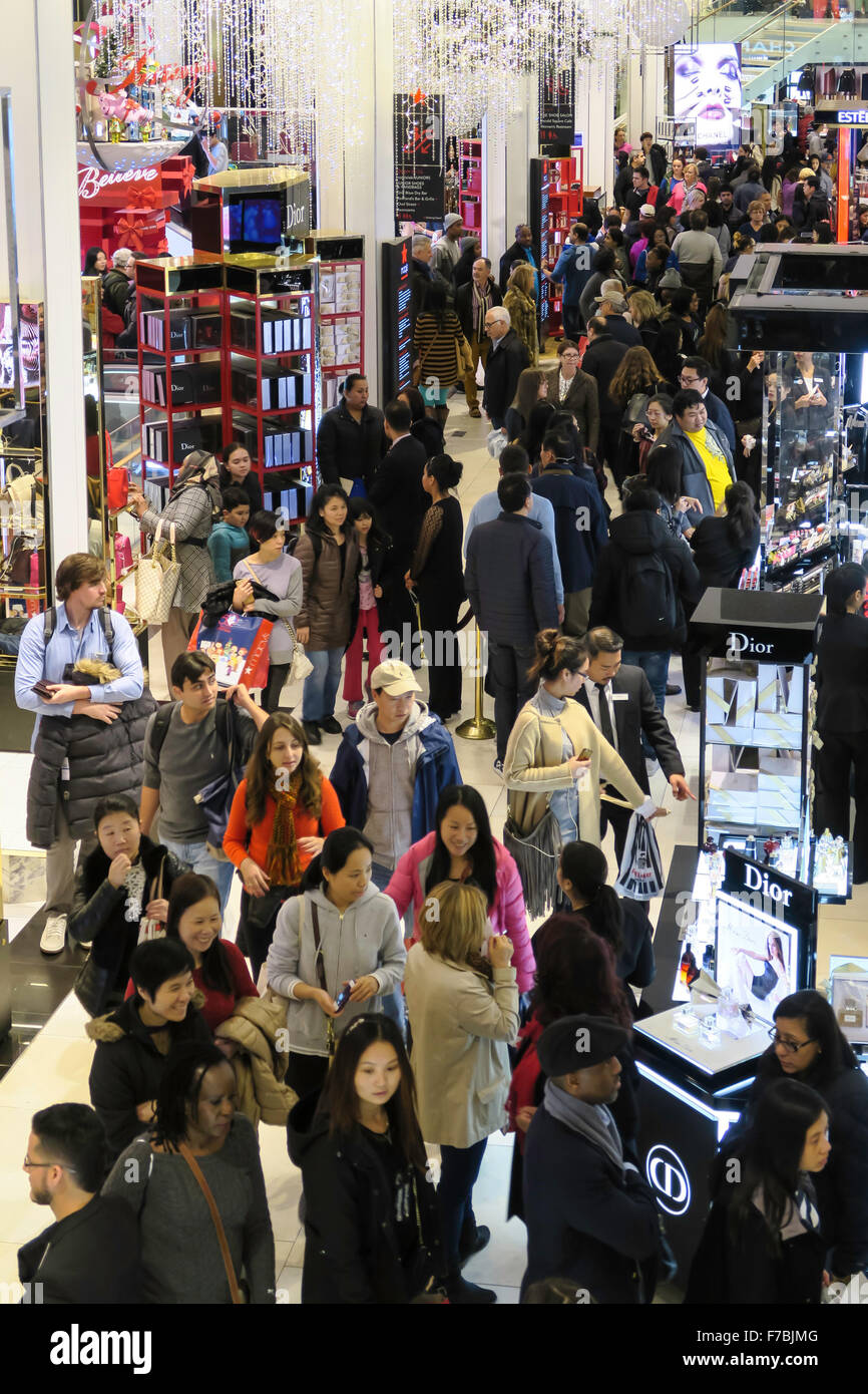 Crowds Shopping at Macy's Flagship Department Store in Herald Square on ...