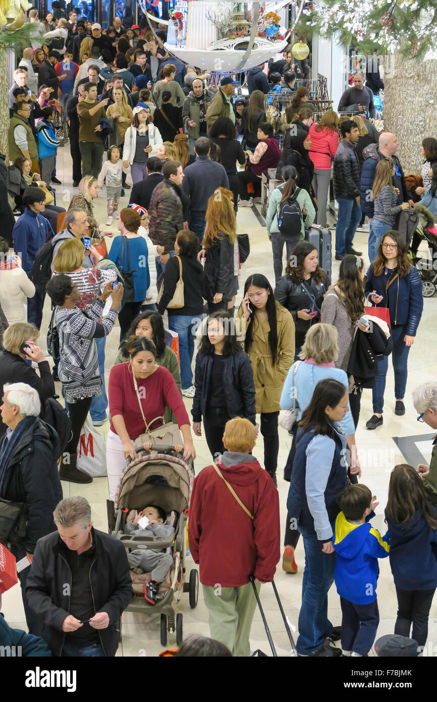 Crowds Shopping at Macy's Flagship Department Store in Herald Square on ...