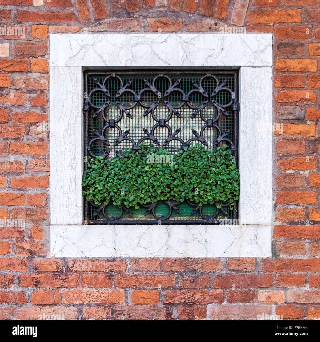 Window with brick surround hi-res stock photography and images - Alamy
